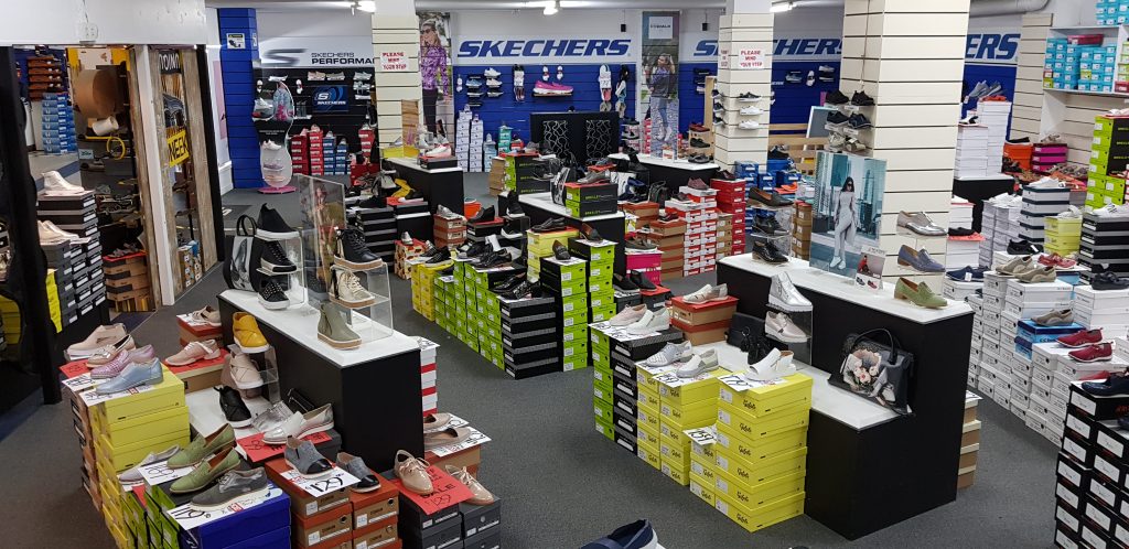 About - Kelly's Footwear